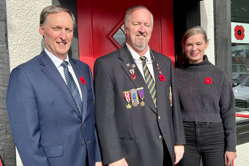 Poppy campaign underway on Saanich Peninsula ahead of Remembrance Day ...